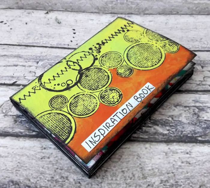 How to make an inspiration mini book with lots of patterns and colors