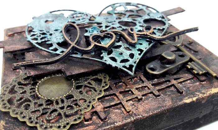 How to decorate a box with chipboard in any craft style