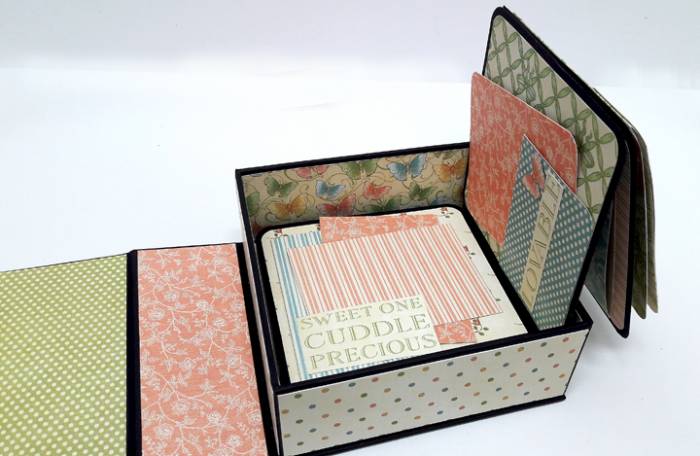 Easy and simple accordion mini album in a box tutorial