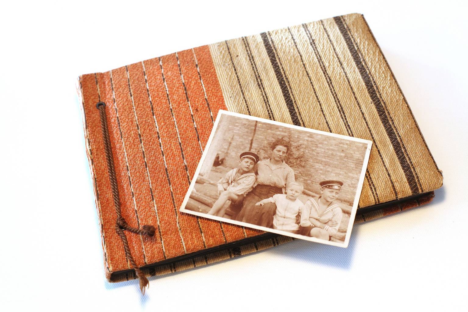 Rescue your valuable old photos before it's too late