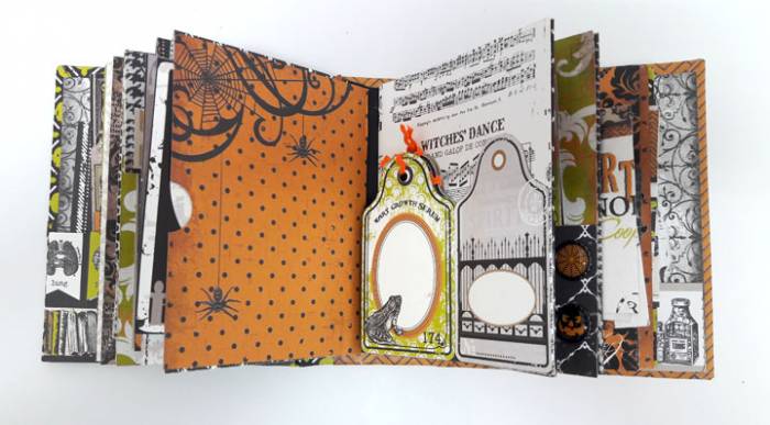 Halloween mini albums you must make this holiday